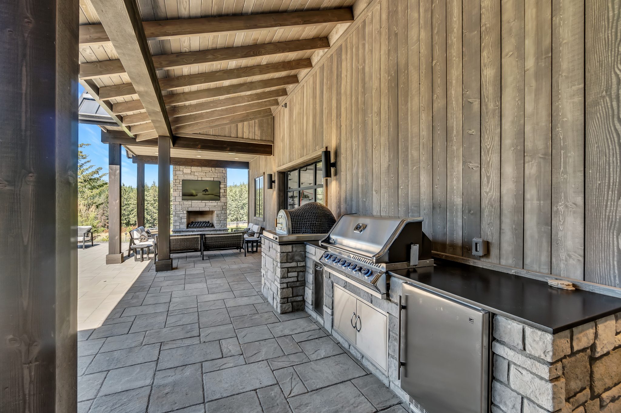 Kitchens & Bars - Instone