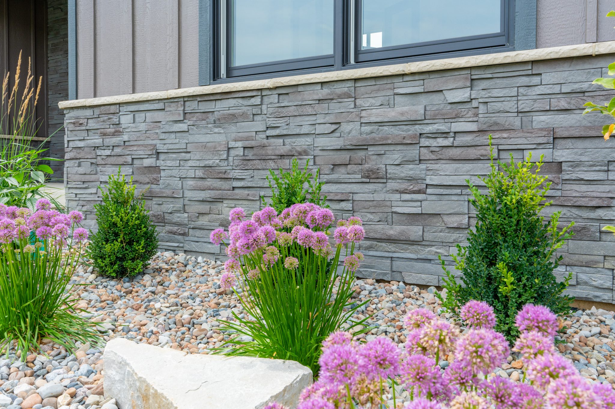 Be.On Stone Veneer Siding, Mechanically Fastened - Instone