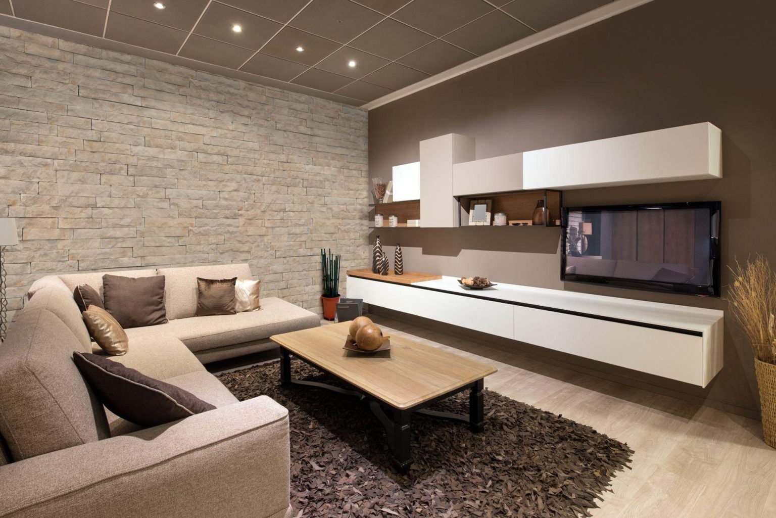Top 5 Trends in Manufactured Stone Veneer and Thin Brick Design for 2025