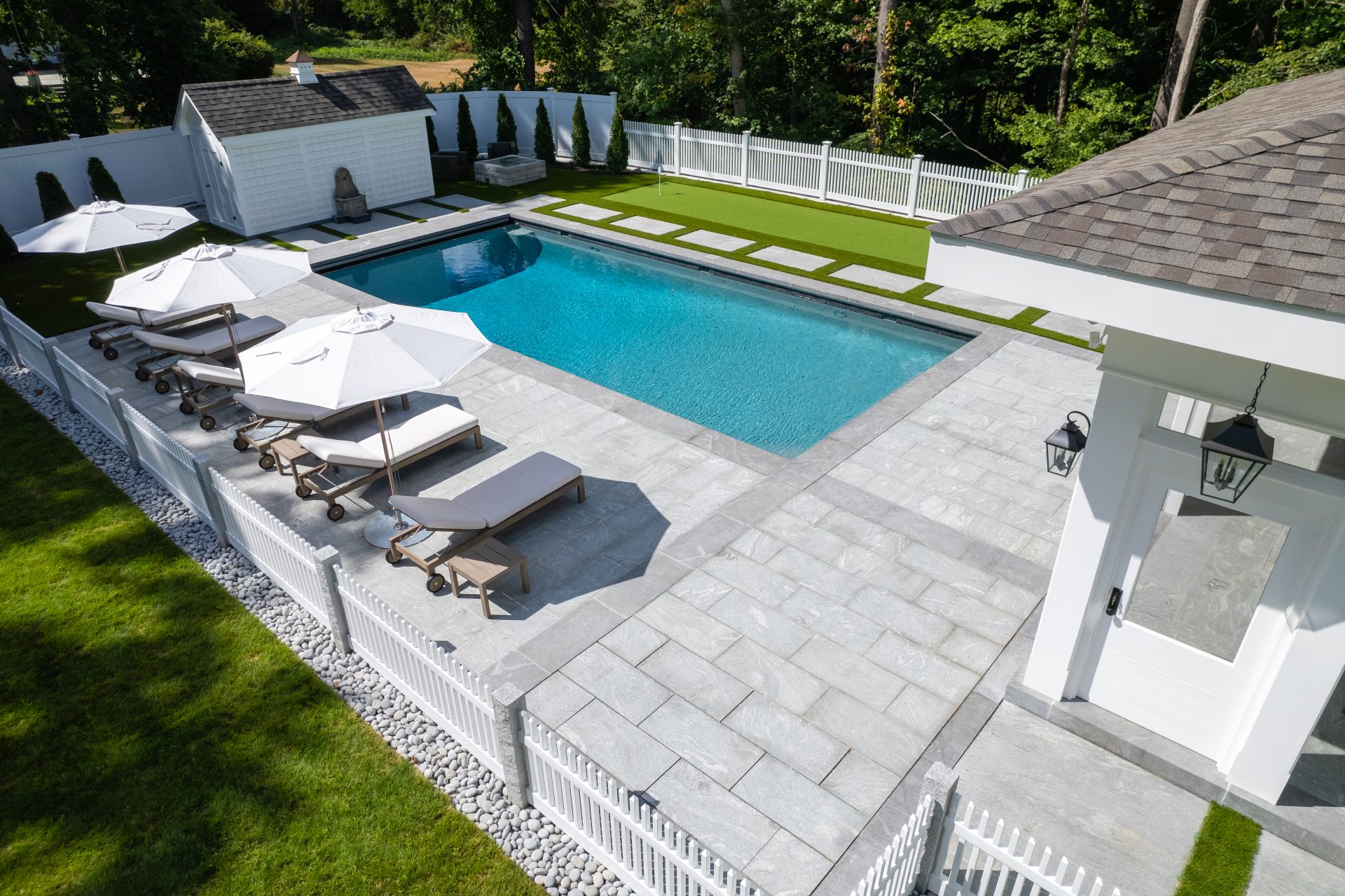 Granite vs. Sandstone: History, Differences, and Regional Uses in ...
